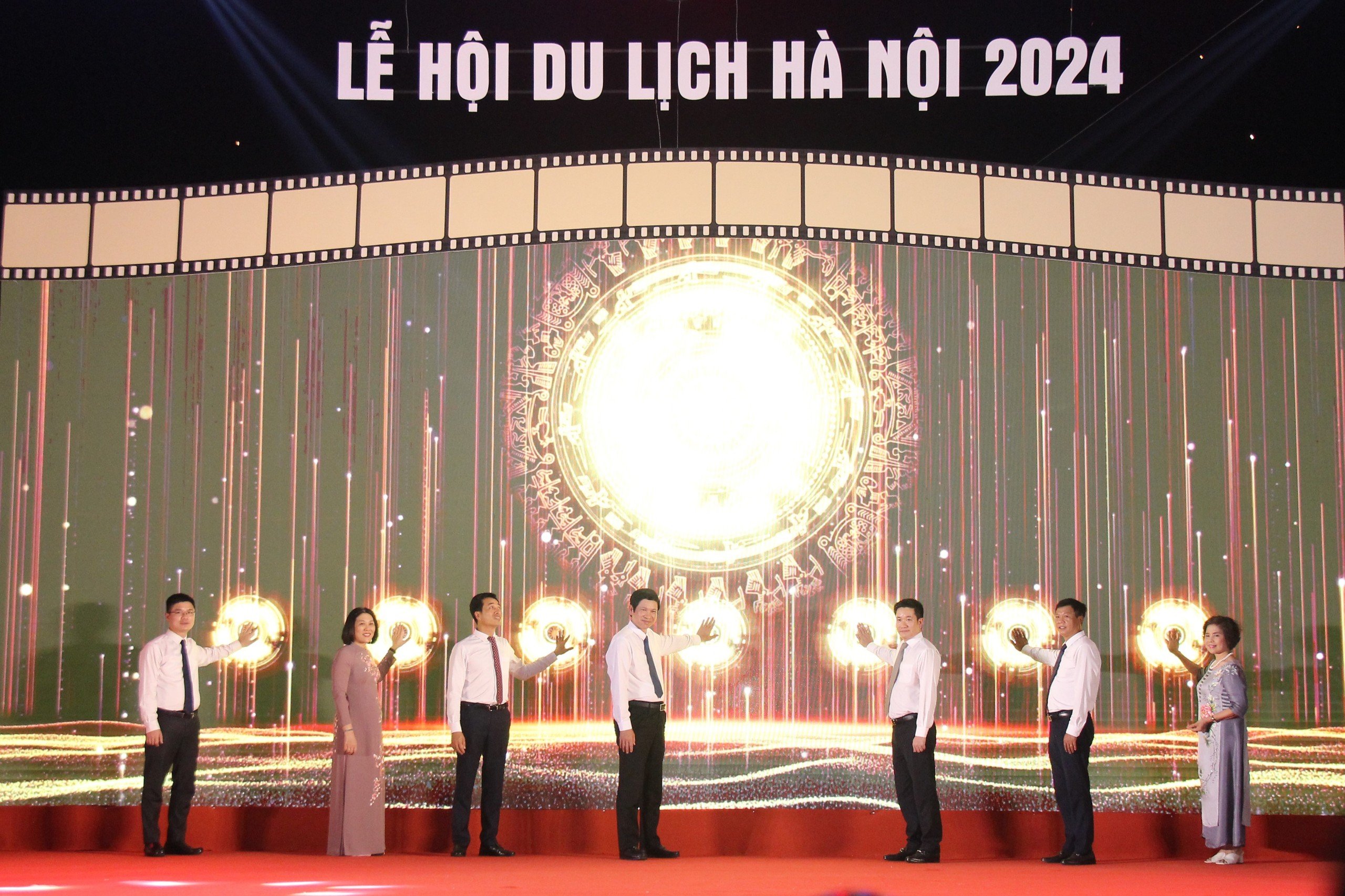 Tổng công ty Du lịch Hà Nội tham dự “Lễ hội Du lịch Hà Nội 2024"